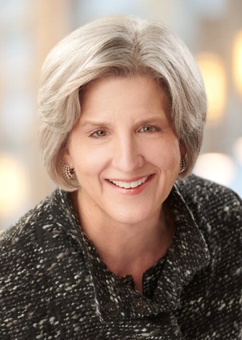TEE Faculty: Lynn Utter - McCombs School of Business